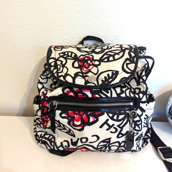 Coach | Bags | Rare Euc Coach Poppy Daisy Graffiti Backpack | Poshmark